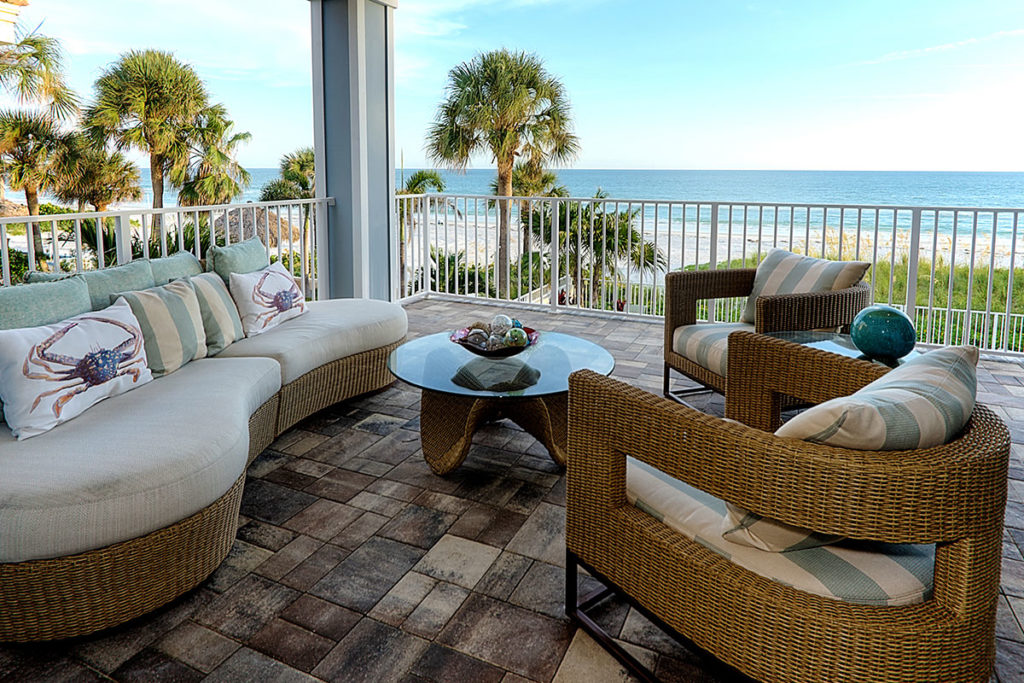 Debbie Wallace Designs – We change challenging spaces into creative ...